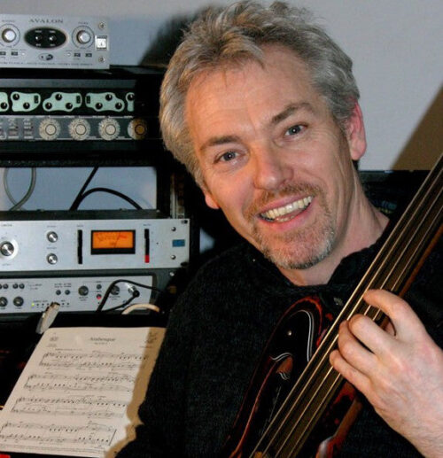 John Giblin verstorben - Deutscher Genesis Fanclub it : Deutscher ...